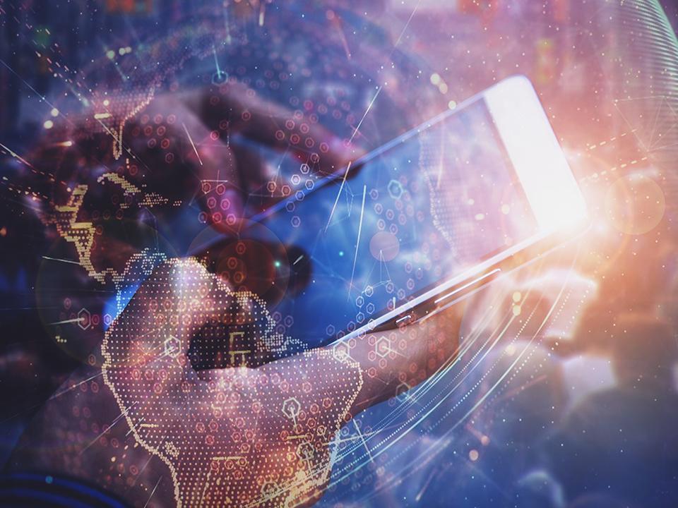 PLDT-Smart to roll out 2,000 new cell sites in 2021 | GMA News Online