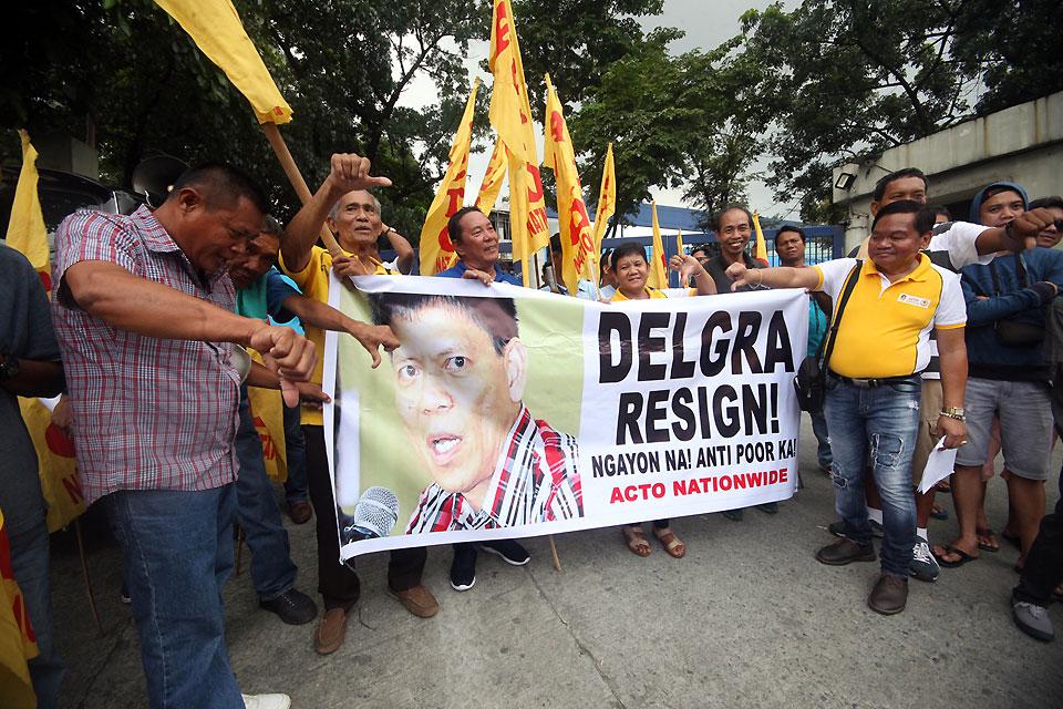 Transport group demands LTFRB chief Delgra’s resignation | GMA News Online