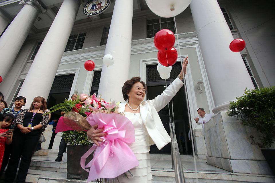 How De Castro 'technically' is the first female Chief Justice | GMA ...