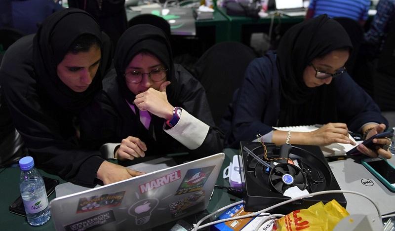 Saudi hackathon seeks high-tech fixes to hajj calamities | GMA News Online