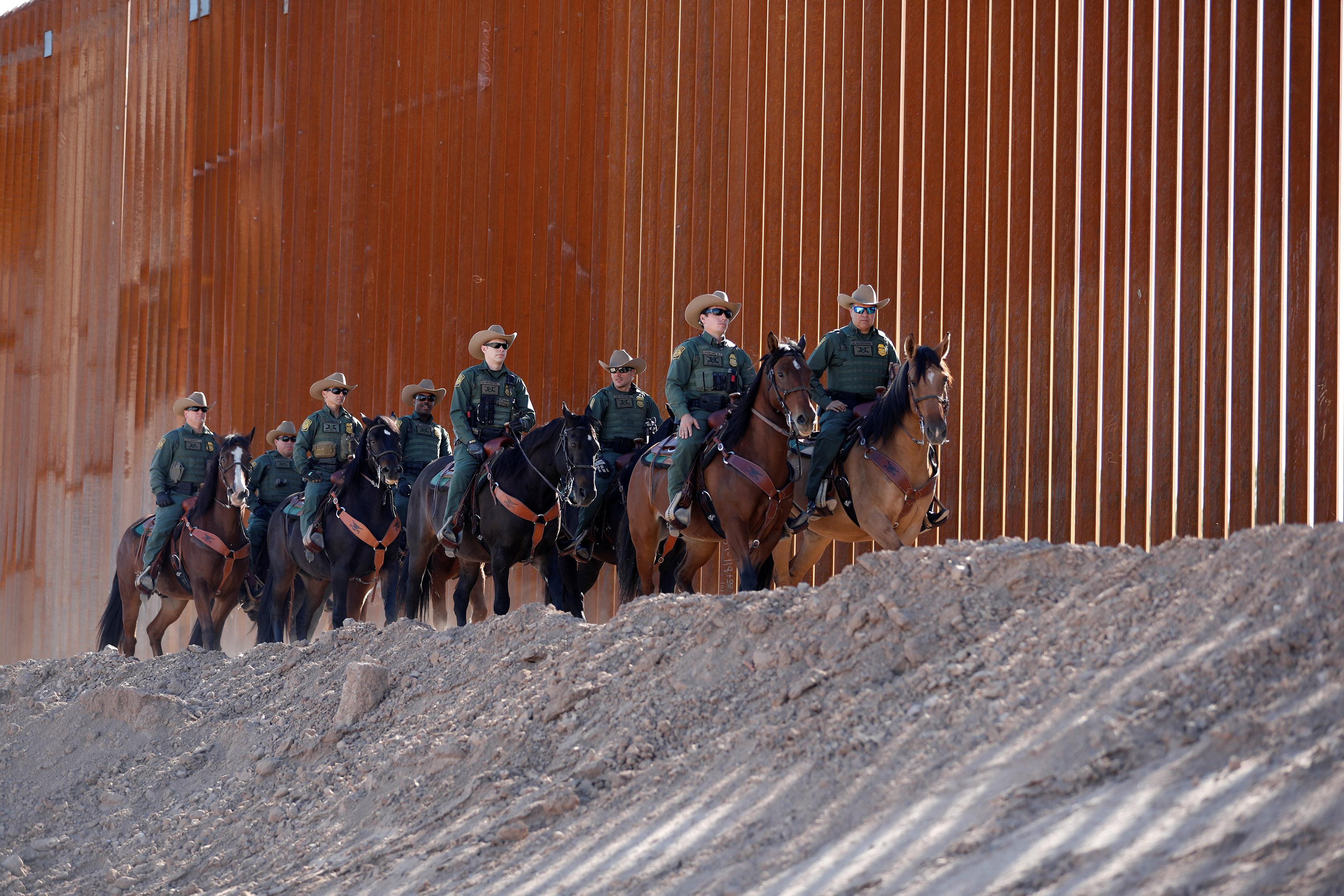 Mattis approves US troops for border with Mexico | GMA News Online