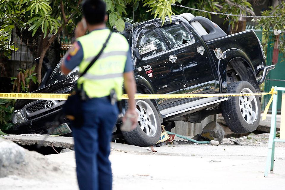 Palace vows ‘fast’ probe into killing of La Union mayor Buquing | GMA ...