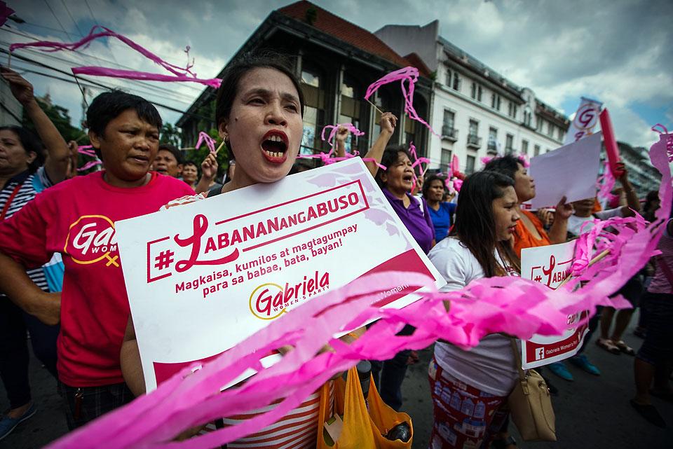 Gabriela party-list files COC | Photos | GMA News Online