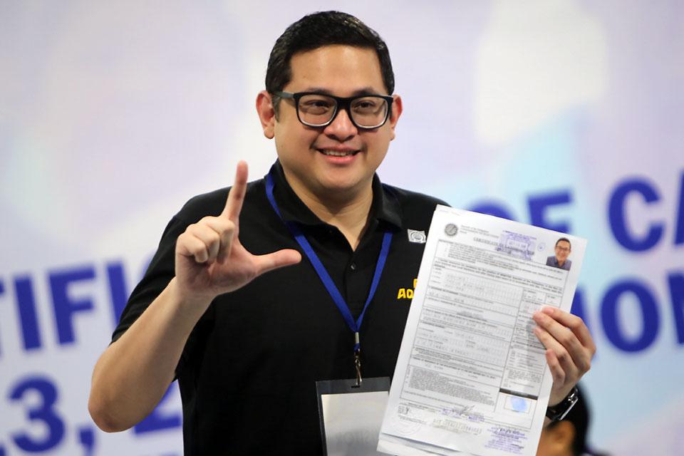 Bam Aquino returns to Magic 12 in Comelec tally | GMA News Online