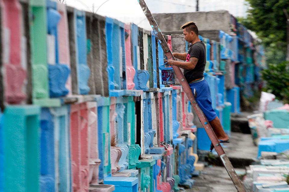 Gov't all set for Undas 2018 — Palace | GMA News Online