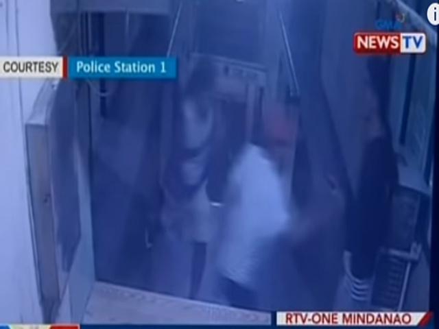 Umano'y bugaw, patay sa saksak ng lalaking ikinuha niya ng babaeng ... Umano'y bugaw, patay sa saksak ng lalaking ikinuha niya ng babaeng ...
