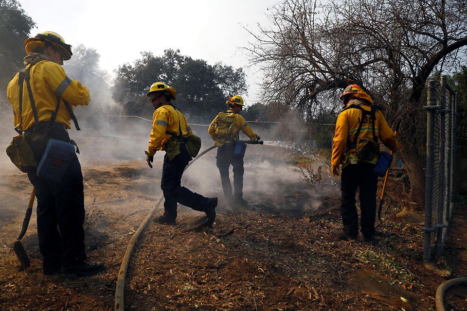 California fire mostly contained, death toll rises to 84 | GMA News Online