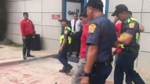 Man caught with explosives in front of GMA arrested | GMA News Online