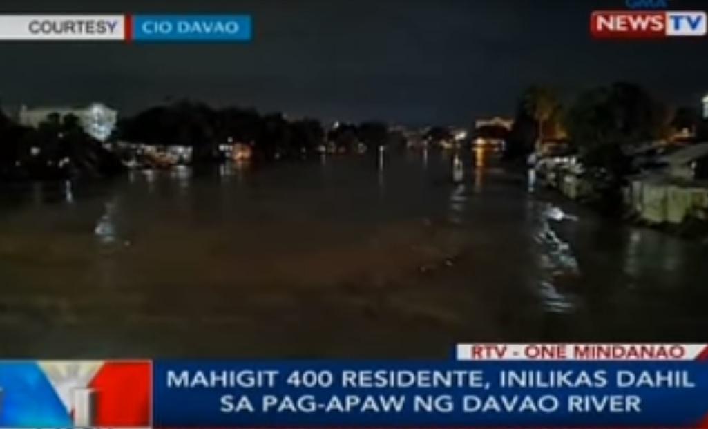 Hundreds flee Davao floods caused by low pressure area | GMA News Online