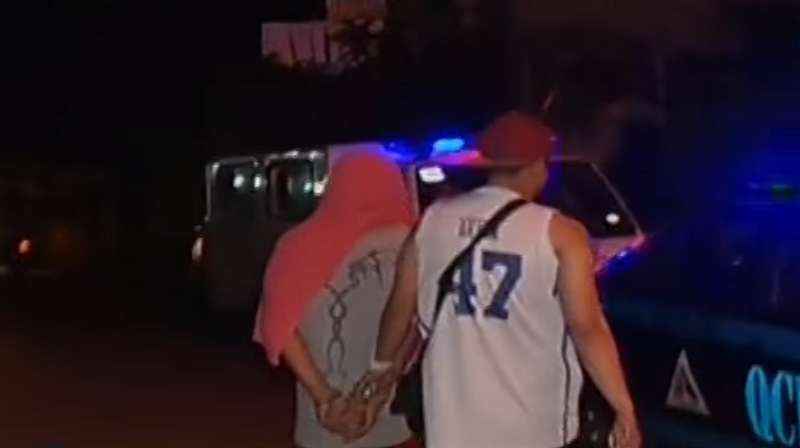 Lalaking perwisyo umano sa pamilya dahil sa pagtutulak ng droga ... Lalaking perwisyo umano sa pamilya dahil sa pagtutulak ng droga ...