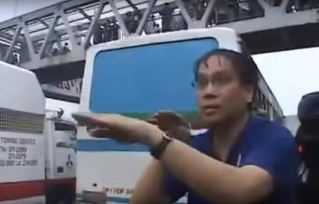 Duterte says Mar Roxas should have been a traffic aide; Roxas' camp ...