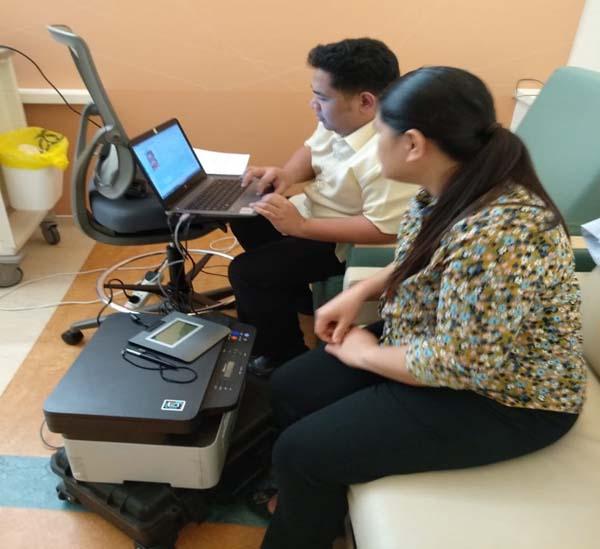 PHL Embassy brings passport assistance to DOHA hospital | GMA News Online