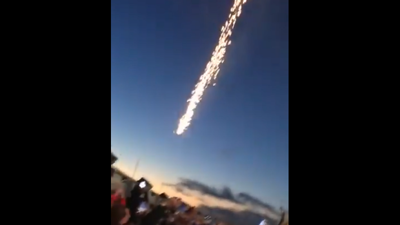 ‘Meteor’ in Los Angeles sky turns out to be publicity stunt │ GMA News ...