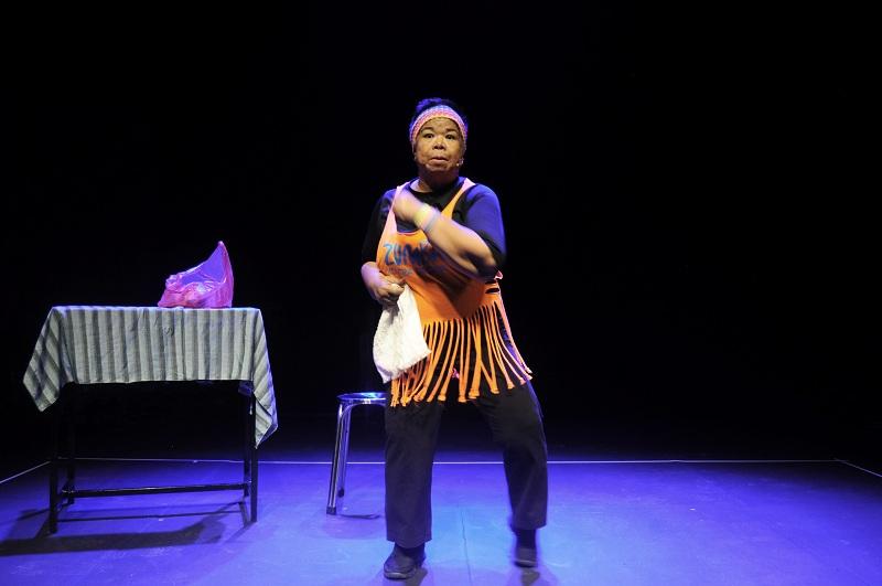 In a play about the drug war, Mae Paner portrays both victim and killer ...