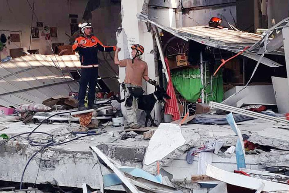 Injuries in Chuzon Supermarket collapse climb to nine —PNP | GMA News ...