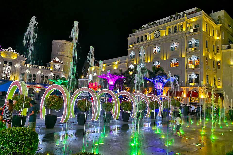 Tech-modern Balanga entices new investors, tourists | Photos | GMA News ...