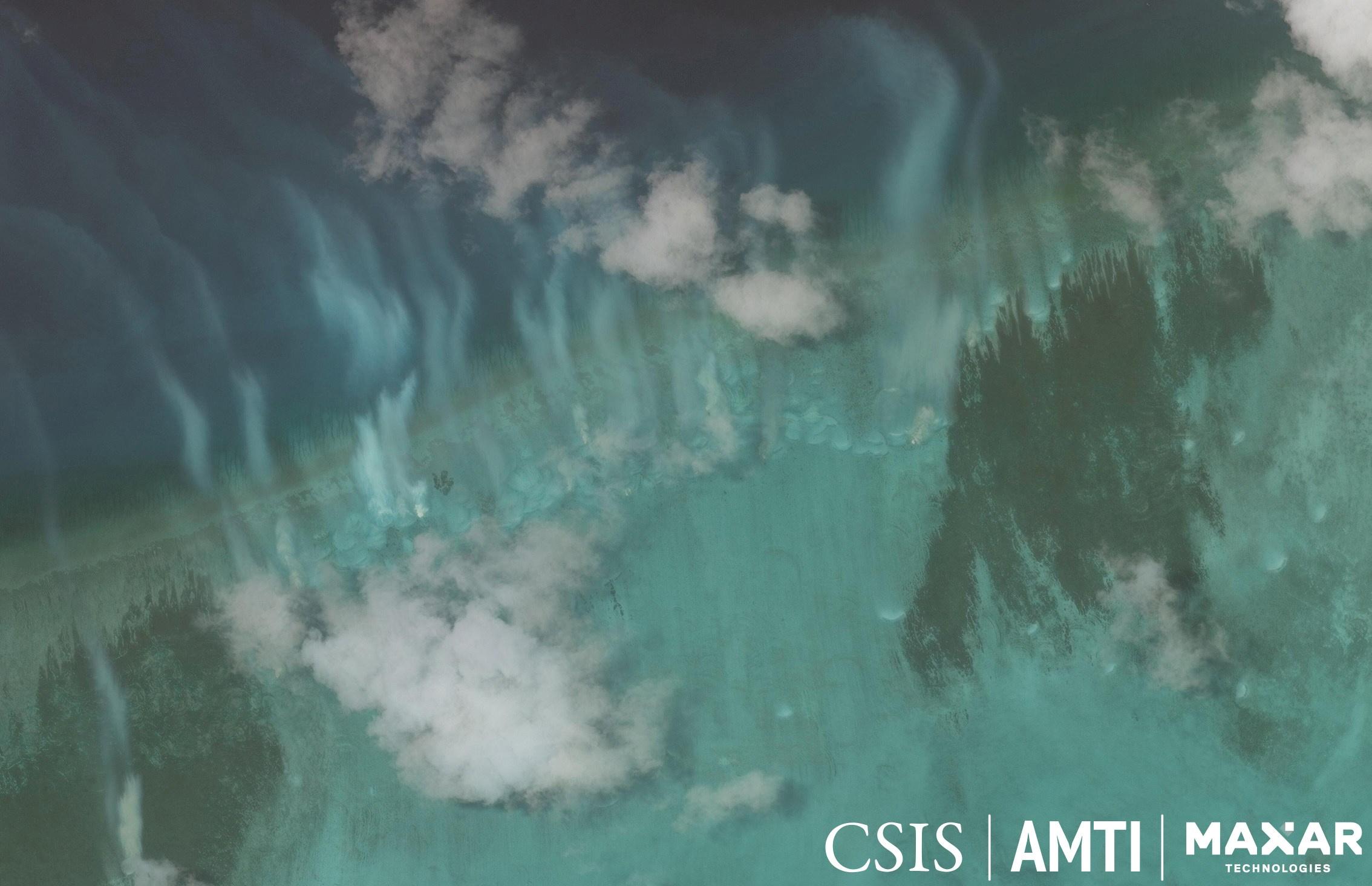 US warship sails near disputed islands in tense South China Sea | GMA ...