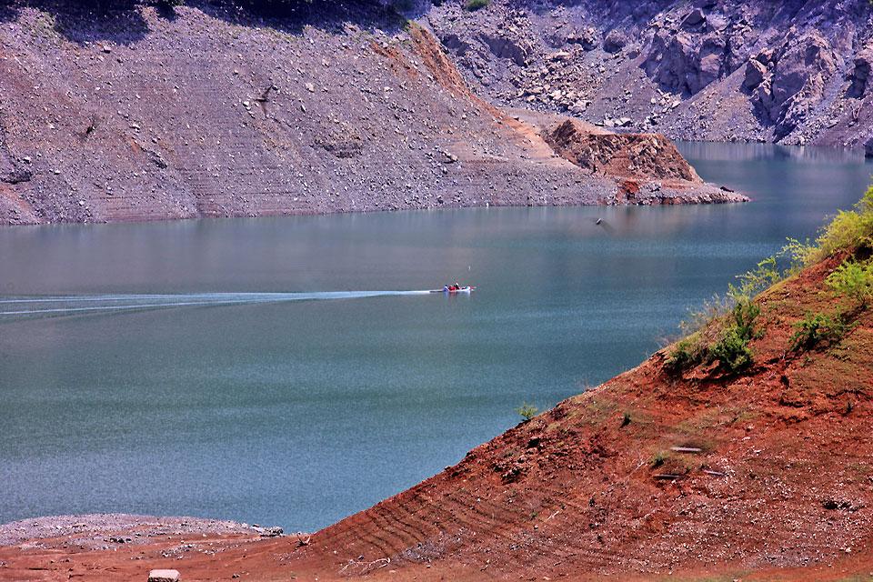 Angat Dam water level keeps dipping despite storm's rain | GMA News Online