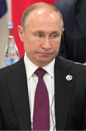 Putin brings own mug to G20 summit | GMA News Online