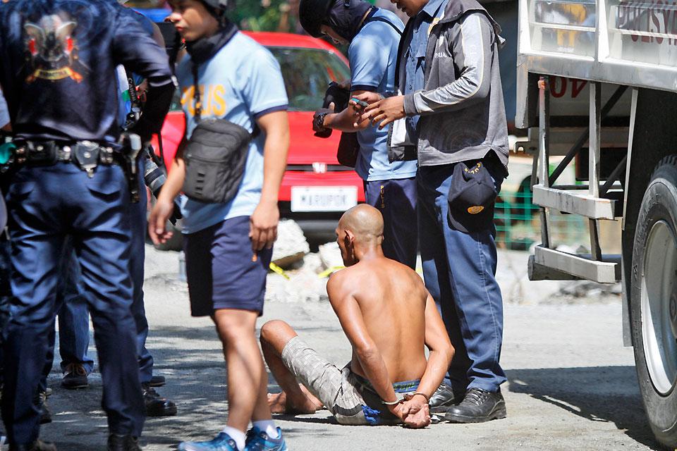 1.67 million Filipinos aged 10-69 are drug users —DDB | GMA News Online