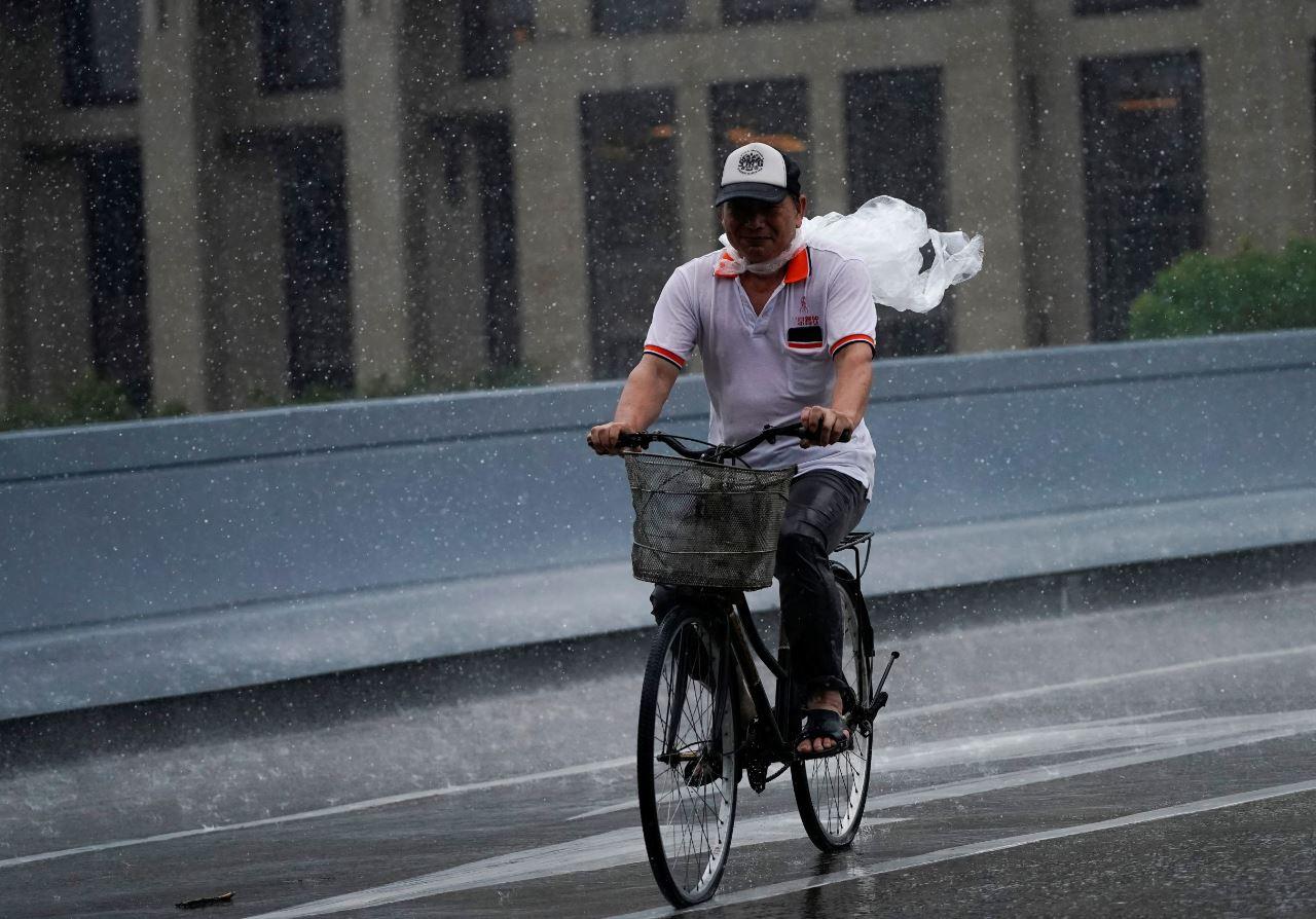 EU extends tariffs on Chinese bicycles, fearing import flood | GMA News ...