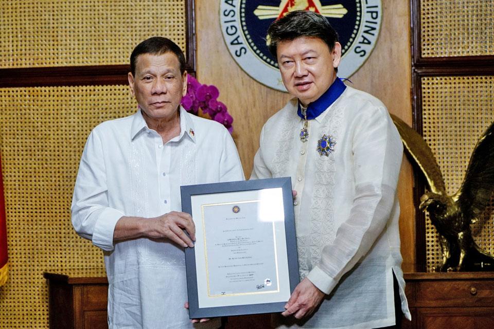Duterte confers Order of Lakandula to FFCCCI president | Photos | GMA ...