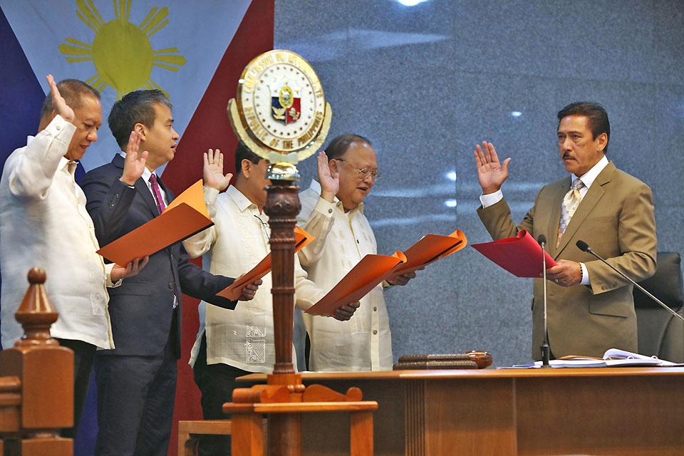 Sotto swears in new CA members | Photos | GMA News Online