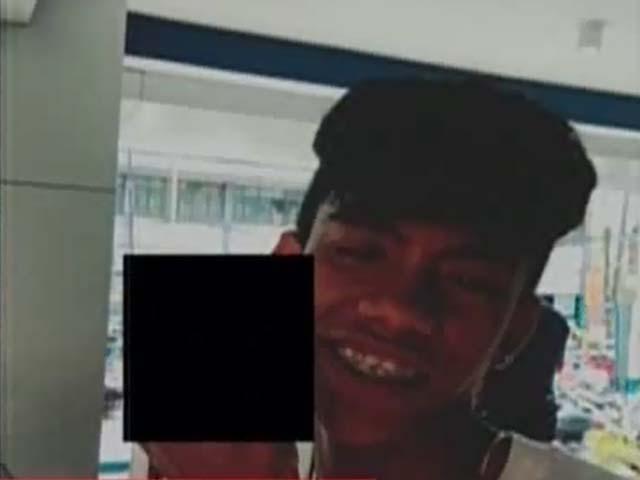 Lalaki, arestado matapos mag-selfie nang naka-dirty finger sa loob ng ... Lalaki, arestado matapos mag-selfie nang naka-dirty finger sa loob ng ...