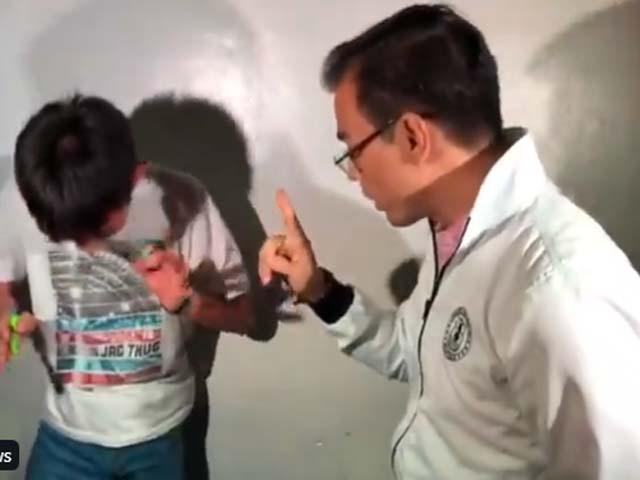 Ilang pasaway na dayuhan sa Malate, sinita ni Mayor Isko Moreno ... Ilang pasaway na dayuhan sa Malate, sinita ni Mayor Isko Moreno ...