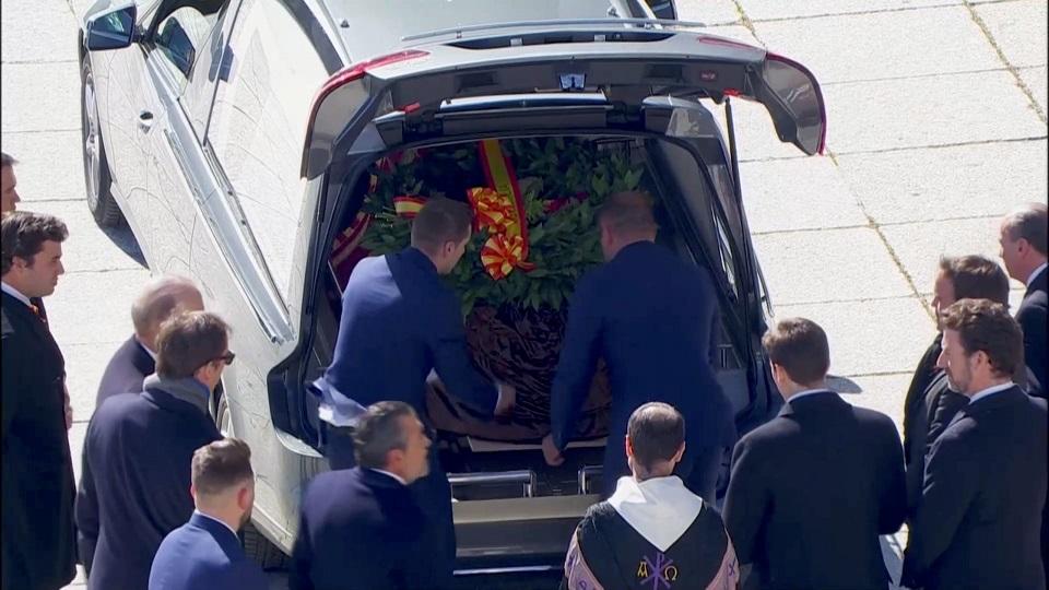 Spanish dictator Franco’s remains exhumed from state mausoleum | GMA ...
