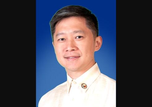 PSG, pinag-aaralan kung kakasuhan si Rep. Eric Yap dahil sa paglabag sa ...