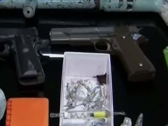 Airsoft guns, mga patalim at drug paraphernalia, nakumpiska sa loob ng ...