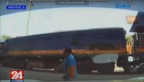 PNR train runs over, injures 74-year-old woman | GMA News Online