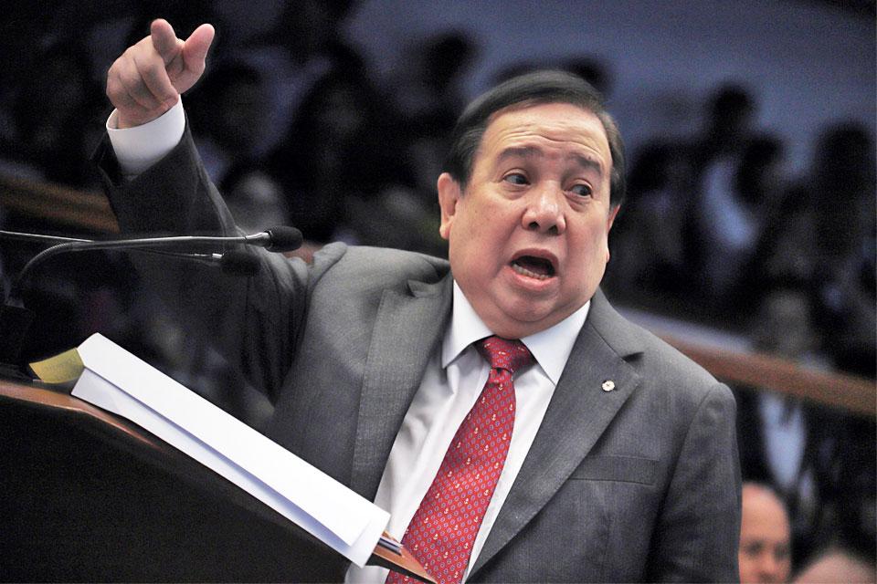 Gordon presents Blue Ribbon, Justice panels probe on ‘ninja cops’ to ...