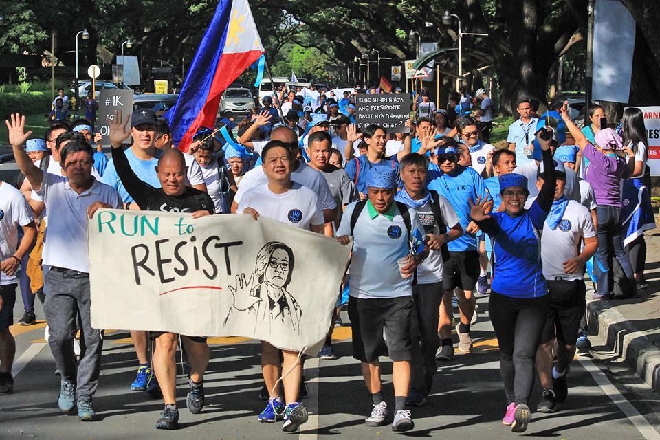 'Free Leila de Lima Run' held in QC | Photos | GMA News Online
