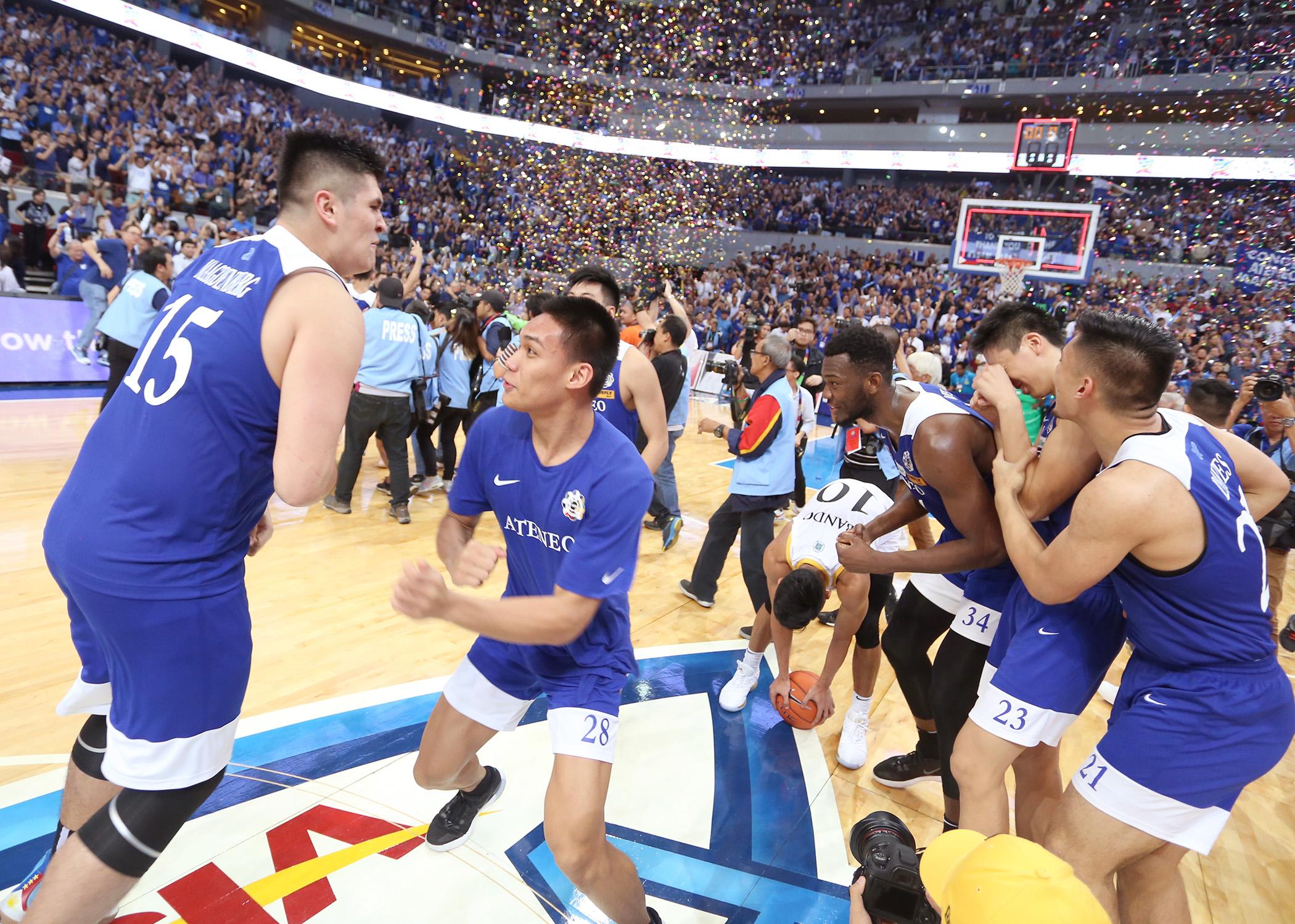Ateneo Blue Eagles celebrate perfect season | Photos | GMA News Online