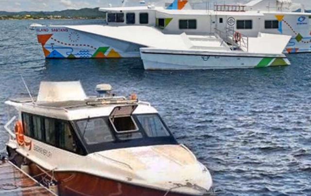 Newly launched Cavite-Manila ferry service offers free rides for a ...