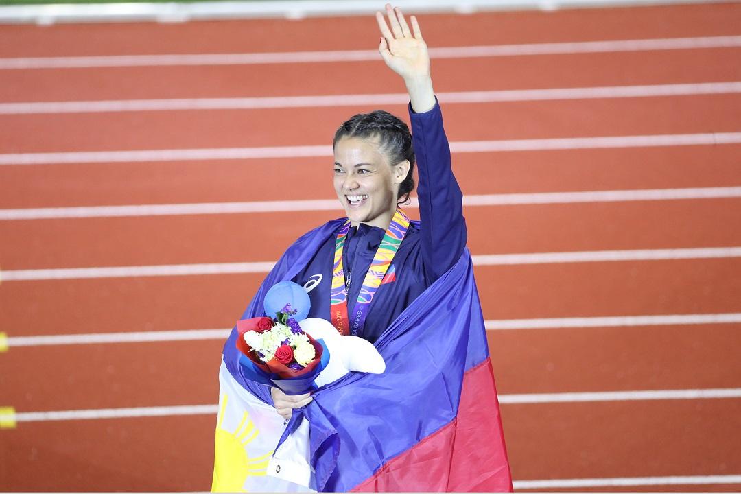 Natalie Uy bags gold, sets new record in women's pole vault | GMA News ...