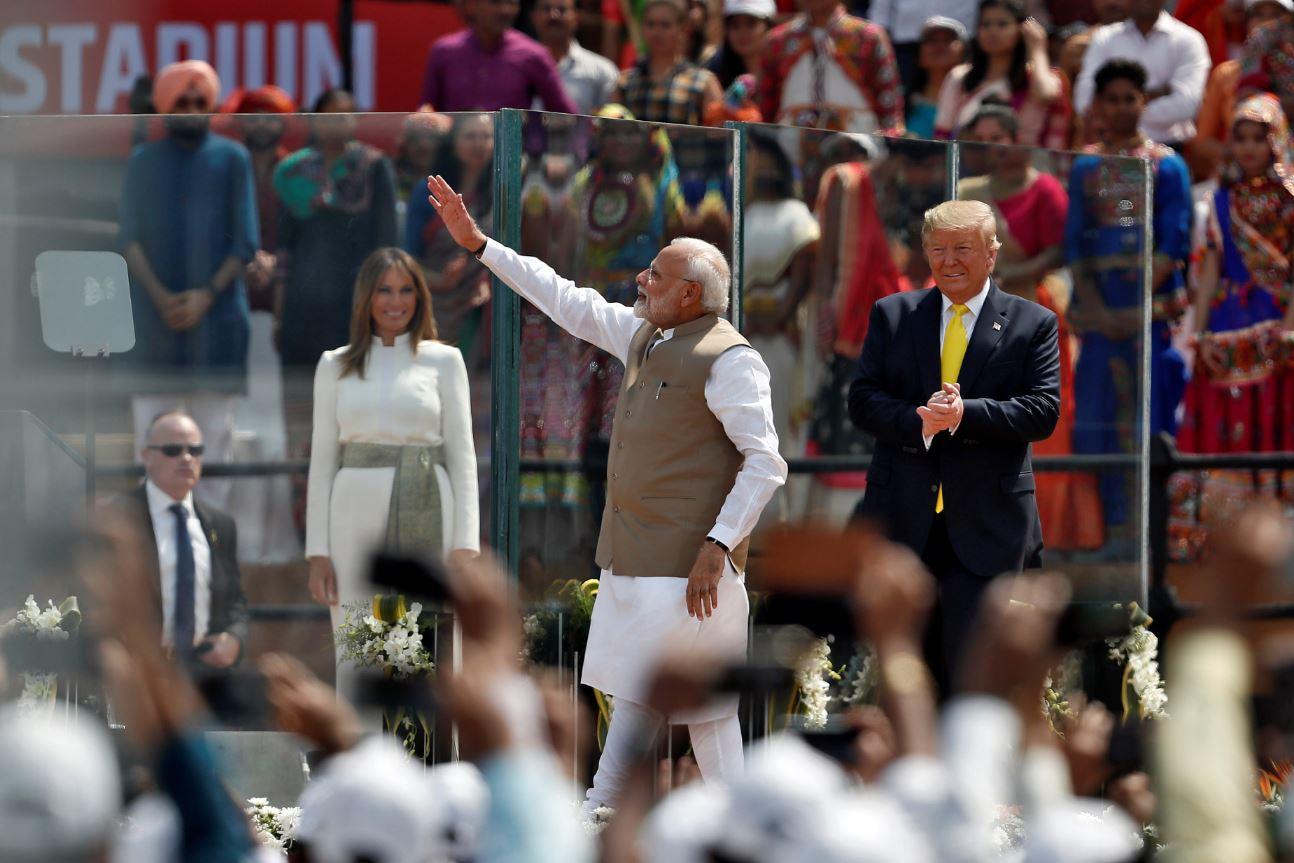 Trump hails 'exceptional' Modi at huge India rally | GMA News Online