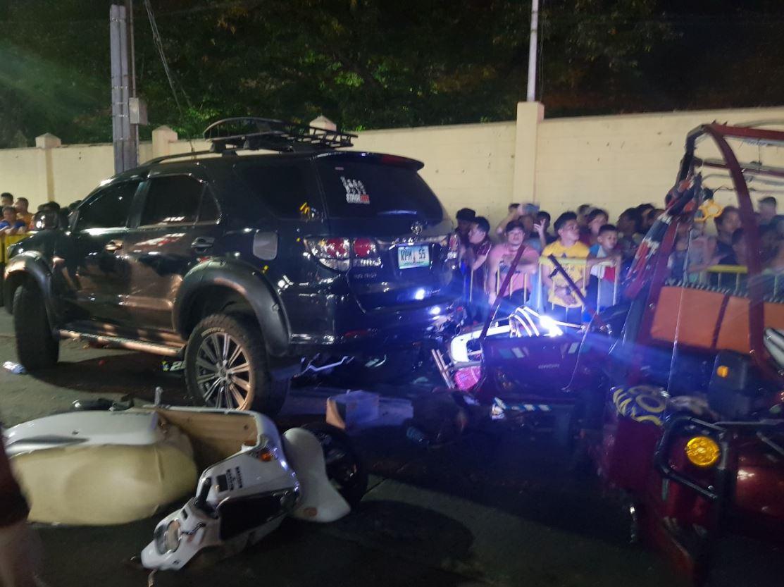 10 hurt in Parañaque accident involving SUV | GMA News Online