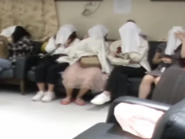 19 babaeng Chinese at 6 na Pinay, nasagip sa isang hotel na pugad umano ... 19 babaeng Chinese at 6 na Pinay, nasagip sa isang hotel na pugad umano ...