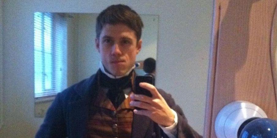 Broadway actor Aaron Tveit tests positive for COVID-19 | GMA News Online