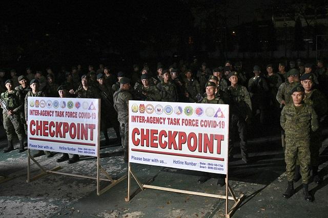 Military to help enforce community quarantine in Metro Manila | Photos ...