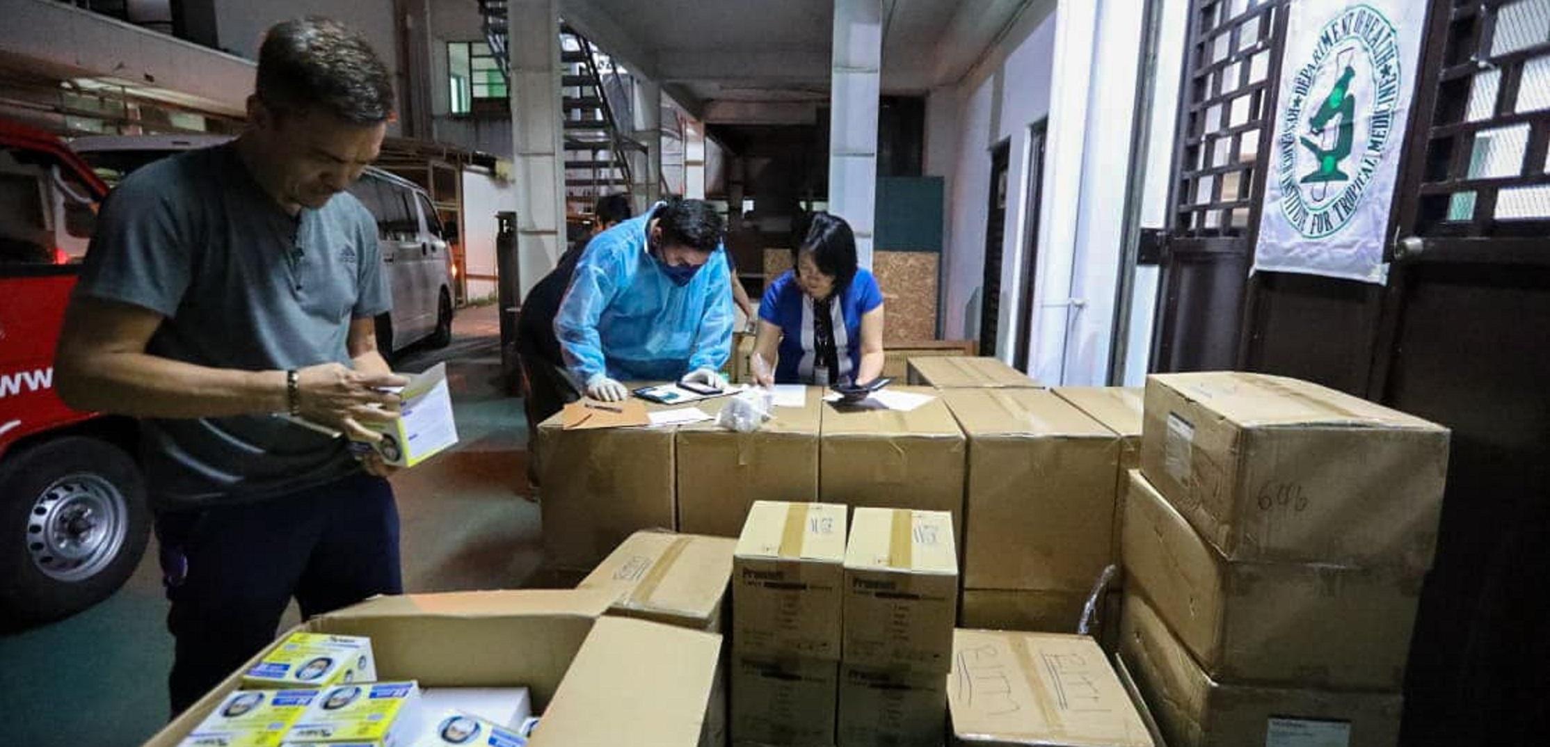 OVP turns over P5.3-M in extraction kits to RITM | GMA News Online