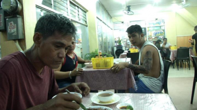 Pagre-recycle ng lumang magazines, ibabahagi sa 'Good News'! | GMA News ...