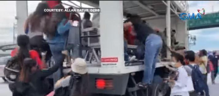 MMDA: Addressing plight of stranded commuters a priority | GMA News Online