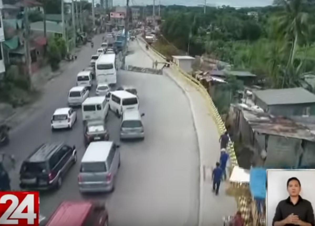 SJDM, Bulacan residents oppose strict MECQ enforcement | GMA News Online
