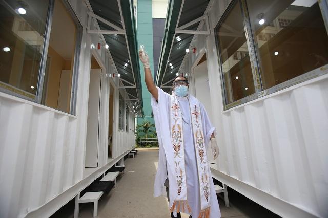 13 container vans turned into COVID-19 quarantine facilities | Photos ...