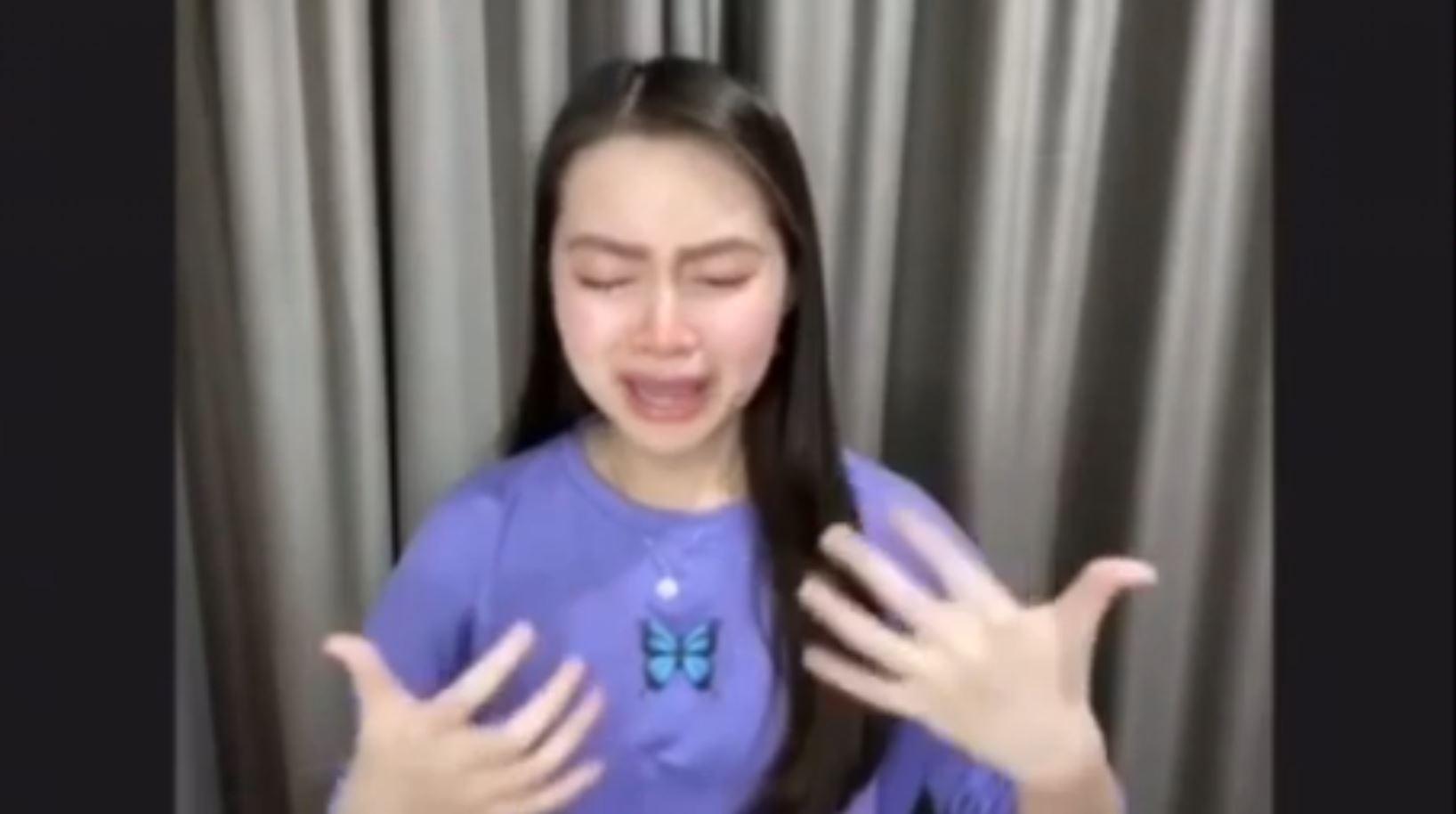 Barbie Forteza, napaluha sa interview? | GMA News Online