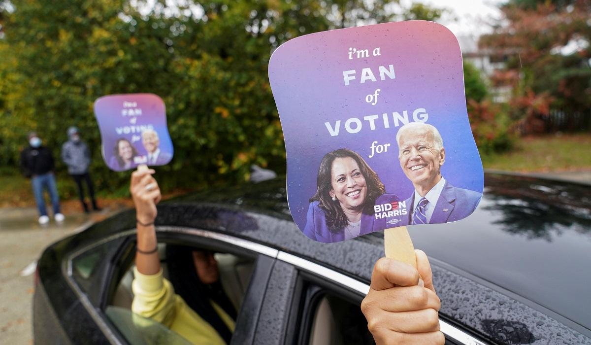 US surpasses 95 million early ballots on eve of Election Day | GMA News ...